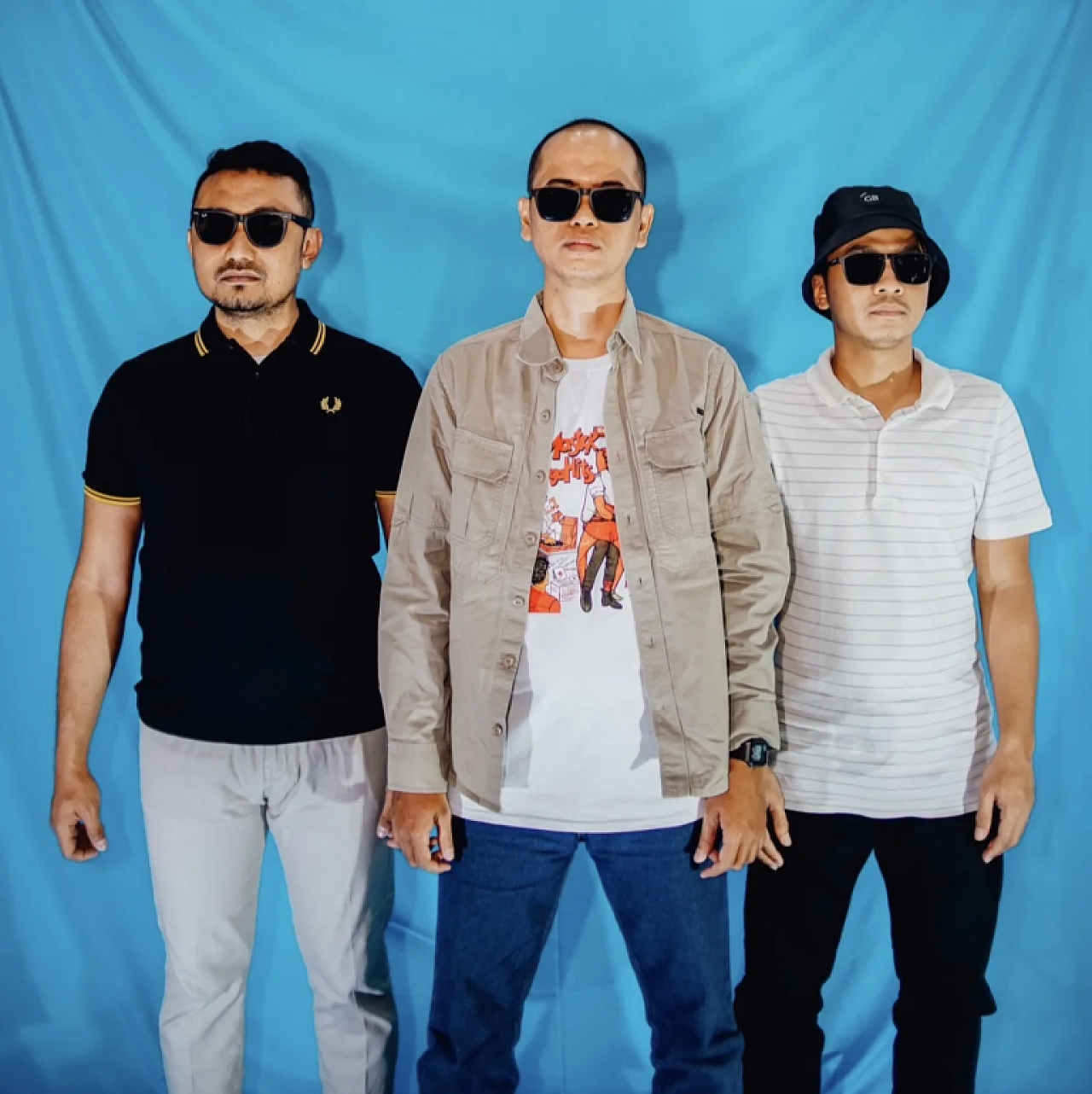 Monkey Boots – “Ruang Hitam” - レゲエZION